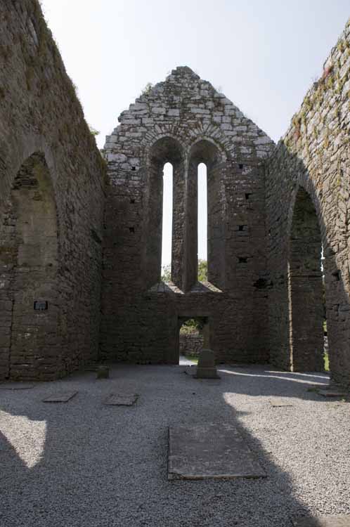 Corcomroe_Abbey_3570